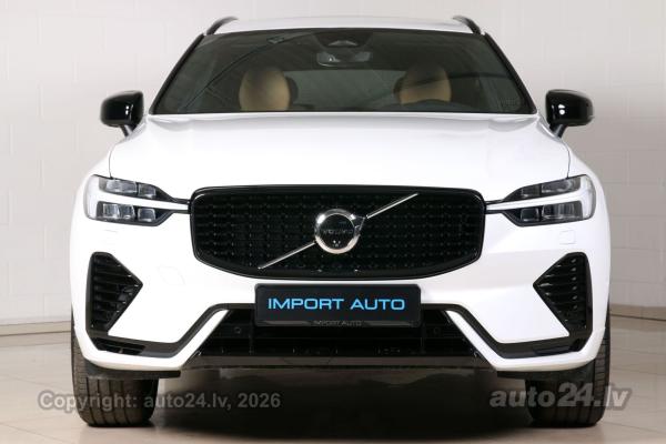 Balts Volvo XC60 2025 Pērnava, ar dzinēja tilpumu 2.00 L un nobraukumu 16 tūkst. km par 54990 €, foto 3 vietnē AUTOMOTO.COM.LV