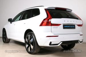 Balts Volvo XC60 2025 Pērnava, ar dzinēja tilpumu 2.00 L un nobraukumu 16 tūkst. km par 54990 €, foto 5 vietnē AUTOMOTO.COM.LV