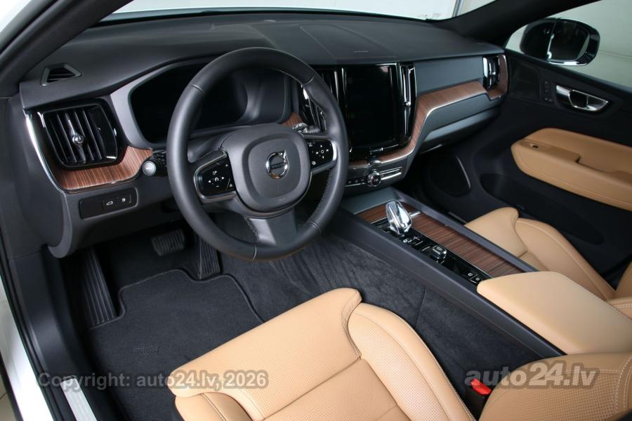 Balts Volvo XC60 2025 Pērnava, ar dzinēja tilpumu 2.00 L un nobraukumu 16 tūkst. km par 54990 €, foto 9 vietnē AUTOMOTO.COM.LV