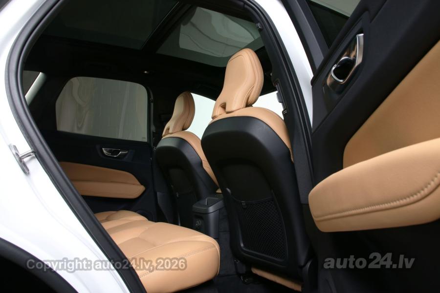 Balts Volvo XC60 2025 Pērnava, ar dzinēja tilpumu 2.00 L un nobraukumu 16 tūkst. km par 54990 €, foto 13 vietnē AUTOMOTO.COM.LV