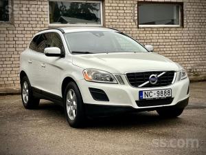 Balts Volvo XC60 2013 Madona, ar dzinēja tilpumu 2.00 L un nobraukumu 0 tūkst. km par 9000 €, foto  vietnē AUTOMOTO.COM.LV