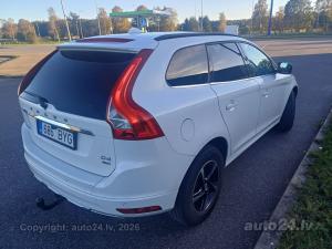 Balts Volvo XC60 2013 Tallina, ar dzinēja tilpumu 2.40 L un nobraukumu 322 tūkst. km par 9000 €, foto 4 vietnē AUTOMOTO.COM.LV