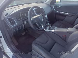 Balts Volvo XC60 2013 Tallina, ar dzinēja tilpumu 2.40 L un nobraukumu 322 tūkst. km par 9000 €, foto 15 vietnē AUTOMOTO.COM.LV