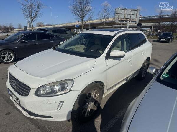 White Volvo XC60 2014 in Klaipeda, with an engine capacity of 3.20 L and mileage of 182 thousand km for 6800 €, photo 2 on AUTOMOTO.COM.LV