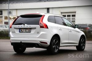 Balts Volvo XC60 2014 Rīga, ar dzinēja tilpumu 2.40 L un nobraukumu 240 tūkst. km par 13500 €, foto 9 vietnē AUTOMOTO.COM.LV