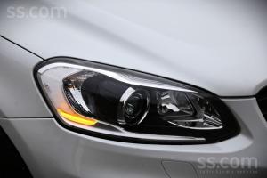 Balts Volvo XC60 2014 Rīga, ar dzinēja tilpumu 2.40 L un nobraukumu 240 tūkst. km par 13500 €, foto 12 vietnē AUTOMOTO.COM.LV