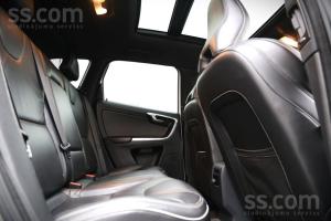 Balts Volvo XC60 2014 Rīga, ar dzinēja tilpumu 2.40 L un nobraukumu 240 tūkst. km par 13500 €, foto 16 vietnē AUTOMOTO.COM.LV