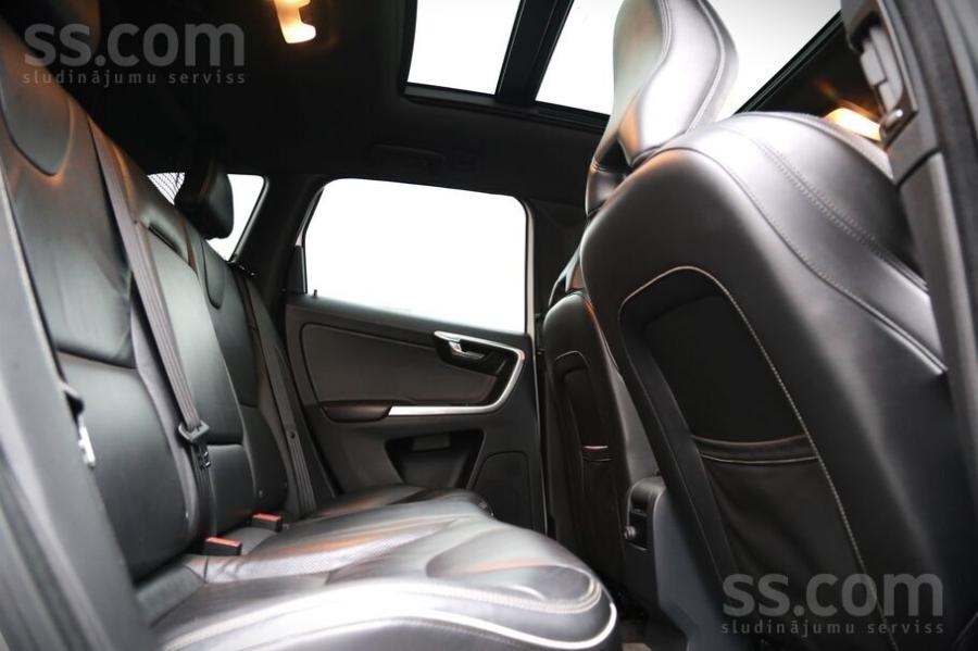 Balts Volvo XC60 2014 Rīga, ar dzinēja tilpumu 2.40 L un nobraukumu 240 tūkst. km par 13500 €, foto 16 vietnē AUTOMOTO.COM.LV