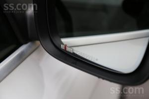 Balts Volvo XC60 2014 Rīga, ar dzinēja tilpumu 2.40 L un nobraukumu 240 tūkst. km par 13500 €, foto 19 vietnē AUTOMOTO.COM.LV