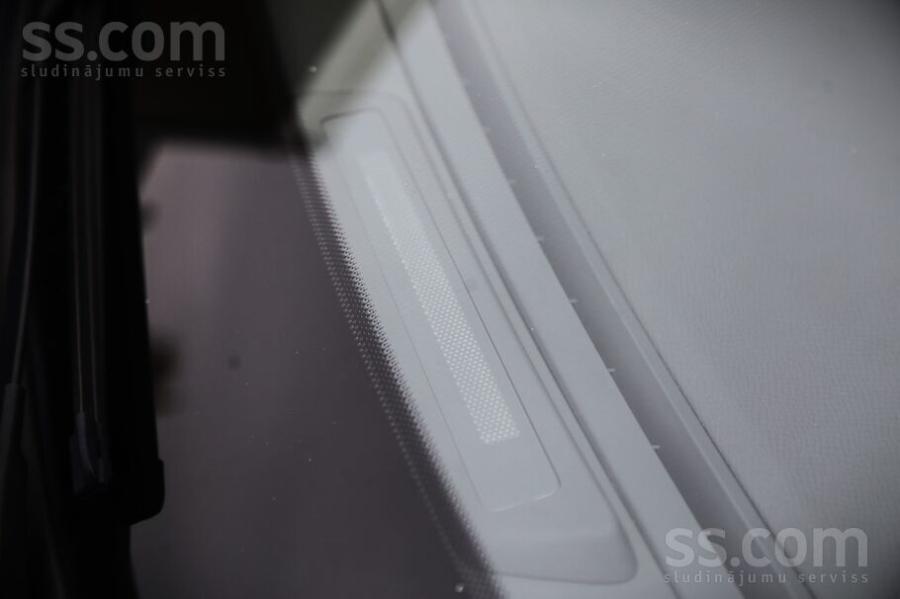 Balts Volvo XC60 2014 Rīga, ar dzinēja tilpumu 2.40 L un nobraukumu 240 tūkst. km par 13500 €, foto 20 vietnē AUTOMOTO.COM.LV