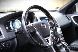 Balts Volvo XC60 2014 Rīga, ar dzinēja tilpumu 2.40 L un nobraukumu 240 tūkst. km par 13500 €, foto 24 vietnē AUTOMOTO.COM.LV