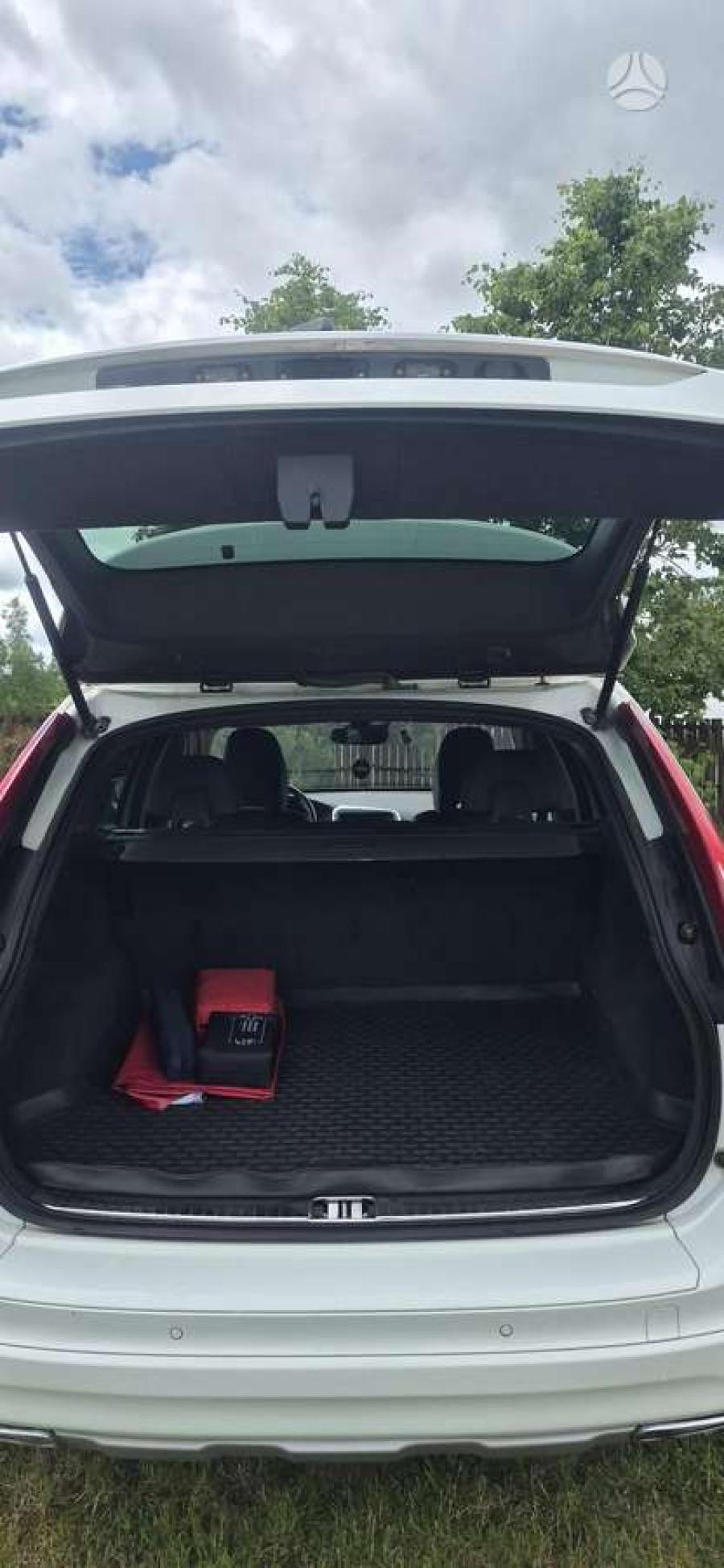 Balts Volvo XC60 2015 Varėna, ar dzinēja tilpumu 1.97 L un nobraukumu 142 tūkst. km par 14700 €, foto 6 vietnē AUTOMOTO.COM.LV