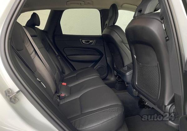 Balts Volvo XC60 2018 Rīga, ar dzinēja tilpumu 2.00 L un nobraukumu 142 tūkst. km par 24500 €, foto 11 vietnē AUTOMOTO.COM.LV