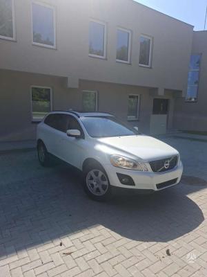 White Volvo XC60 2010 in Prienai, with an engine capacity of 3.20 L and mileage of 170 thousand km for 5800 €, photo 3 on AUTOMOTO.COM.LV