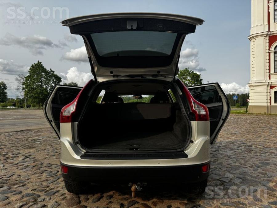 Balts Volvo XC60 2010 Jelgava, ar dzinēja tilpumu 2.00 L un nobraukumu 413 tūkst. km par 6800 €, foto 11 vietnē AUTOMOTO.COM.LV