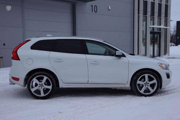 Balts Volvo XC60 2011 Viļņa, ar dzinēja tilpumu 1.97 L un nobraukumu 229 tūkst. km par 9850 €, foto 9 vietnē AUTOMOTO.COM.LV