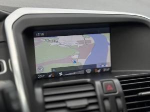 Balts Volvo XC60 2012 Jūrmala, ar dzinēja tilpumu 2.40 L un nobraukumu 275 tūkst. km par 8950 €, foto 21 vietnē AUTOMOTO.COM.LV