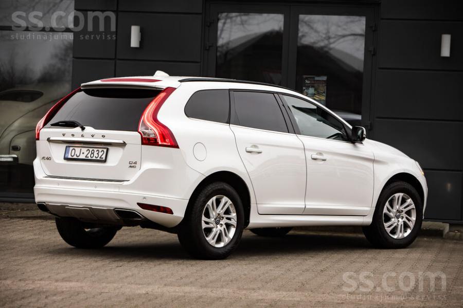 Balts Volvo XC60 2013 Jelgava, ar dzinēja tilpumu 2.40 L un nobraukumu 0 tūkst. km par 14690 €, foto 10 vietnē AUTOMOTO.COM.LV