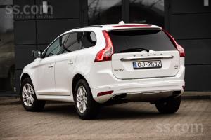 Balts Volvo XC60 2013 Jelgava, ar dzinēja tilpumu 2.40 L un nobraukumu 0 tūkst. km par 14690 €, foto 12 vietnē AUTOMOTO.COM.LV