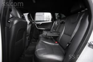 Balts Volvo XC60 2013 Jelgava, ar dzinēja tilpumu 2.40 L un nobraukumu 0 tūkst. km par 14690 €, foto 15 vietnē AUTOMOTO.COM.LV