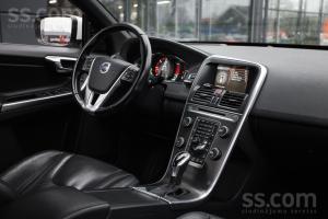 Balts Volvo XC60 2013 Jelgava, ar dzinēja tilpumu 2.40 L un nobraukumu 0 tūkst. km par 14690 €, foto 19 vietnē AUTOMOTO.COM.LV