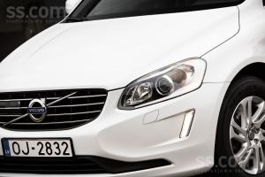 Balts Volvo XC60 2013 Jelgava, ar dzinēja tilpumu 2.40 L un nobraukumu 0 tūkst. km par 14690 €, foto 4 vietnē AUTOMOTO.COM.LV