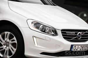 Balts Volvo XC60 2013 Jelgava, ar dzinēja tilpumu 2.40 L un nobraukumu 0 tūkst. km par 14690 €, foto 5 vietnē AUTOMOTO.COM.LV