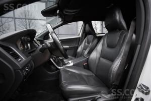 Balts Volvo XC60 2013 Jelgava, ar dzinēja tilpumu 2.40 L un nobraukumu 0 tūkst. km par 14690 €, foto 14 vietnē AUTOMOTO.COM.LV