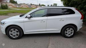 White Volvo XC60 2014 in Panevezys, with an engine capacity of 2.00 L and mileage of 242 thousand km for 9350 €, photo 6 on AUTOMOTO.COM.LV