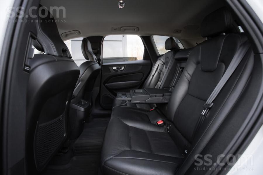 Balts Volvo XC60 2020 Jelgava, ar dzinēja tilpumu 2.00 L un nobraukumu 0 tūkst. km par 34790 €, foto 13 vietnē AUTOMOTO.COM.LV