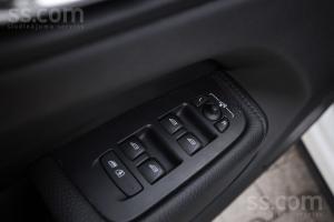Balts Volvo XC60 2020 Jelgava, ar dzinēja tilpumu 2.00 L un nobraukumu 0 tūkst. km par 34790 €, foto 21 vietnē AUTOMOTO.COM.LV