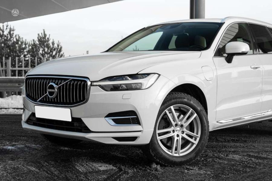 Balts Volvo XC60 2021 Viļņa, ar dzinēja tilpumu 0.00 L un nobraukumu 210 tūkst. km par 23000 €, foto 2 vietnē AUTOMOTO.COM.LV