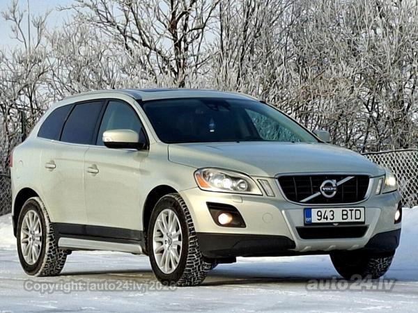 Balts Volvo XC60 2010 Tartu, ar dzinēja tilpumu 2.40 L un nobraukumu 268 tūkst. km par 9990 €, foto 2 vietnē AUTOMOTO.COM.LV