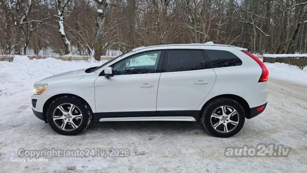 Balts Volvo XC60 2011 Kuresāre, ar dzinēja tilpumu 2.40 L un nobraukumu 320 tūkst. km par 8500 €, foto 6 vietnē AUTOMOTO.COM.LV