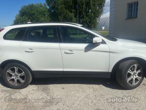 Balts Volvo XC60 2012 Tallina, ar dzinēja tilpumu 2.00 L un nobraukumu 328 tūkst. km par 10000 €, foto 8 vietnē AUTOMOTO.COM.LV