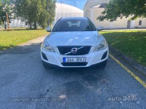 Balts Volvo XC60 2012 Tallina, ar dzinēja tilpumu 2.00 L un nobraukumu 328 tūkst. km par 10000 €, foto 11 vietnē AUTOMOTO.COM.LV