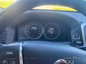 Balts Volvo XC60 2012 Tallina, ar dzinēja tilpumu 2.00 L un nobraukumu 328 tūkst. km par 10000 €, foto 16 vietnē AUTOMOTO.COM.LV