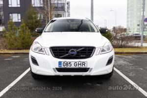 Balts Volvo XC60 2013 Tallina, ar dzinēja tilpumu 2.00 L un nobraukumu 259 tūkst. km par 8999 €, foto 3 vietnē AUTOMOTO.COM.LV
