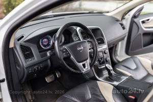 Balts Volvo XC60 2013 Tallina, ar dzinēja tilpumu 2.00 L un nobraukumu 259 tūkst. km par 8999 €, foto 8 vietnē AUTOMOTO.COM.LV