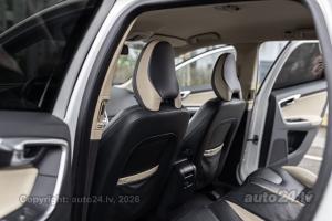 Balts Volvo XC60 2013 Tallina, ar dzinēja tilpumu 2.00 L un nobraukumu 259 tūkst. km par 8999 €, foto 19 vietnē AUTOMOTO.COM.LV