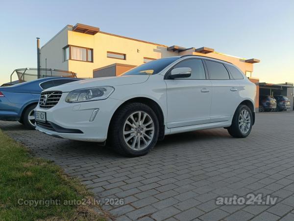 White Volvo XC60 2014 in Tallinn, with an engine capacity of 2.00 L and mileage of 197 thousand km for 14000 €, photo 1 on AUTOMOTO.COM.LV