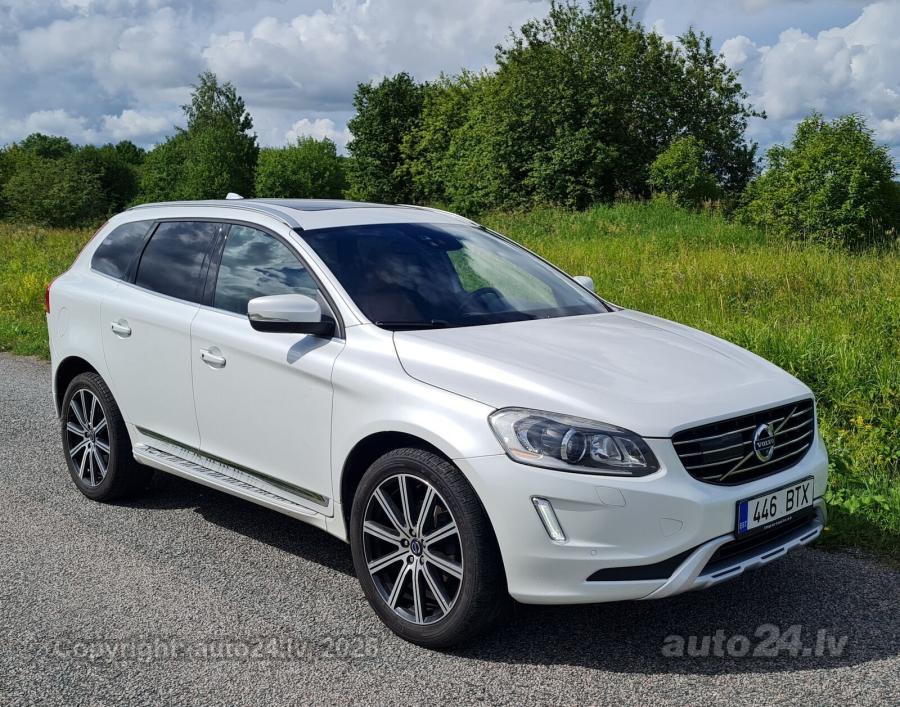 White Volvo XC60 2014 in Tallinn, with an engine capacity of 2.00 L and mileage of 276 thousand km for 9900 €, photo 4 on AUTOMOTO.COM.LV