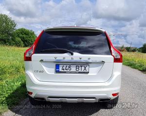 White Volvo XC60 2014 in Tallinn, with an engine capacity of 2.00 L and mileage of 276 thousand km for 9900 €, photo 6 on AUTOMOTO.COM.LV