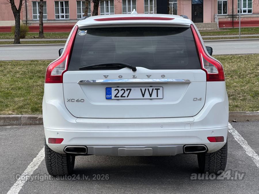 Balts Volvo XC60 2015 Narva, ar dzinēja tilpumu 2.00 L un nobraukumu 518 tūkst. km par 7999 €, foto 7 vietnē AUTOMOTO.COM.LV