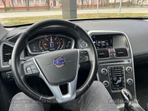 Balts Volvo XC60 2015 Narva, ar dzinēja tilpumu 2.00 L un nobraukumu 518 tūkst. km par 7999 €, foto 21 vietnē AUTOMOTO.COM.LV