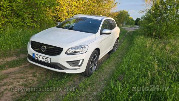 Balts Volvo XC60 2015 Tallina, ar dzinēja tilpumu 2.00 L un nobraukumu 177 tūkst. km par 13500 €, foto 2 vietnē AUTOMOTO.COM.LV