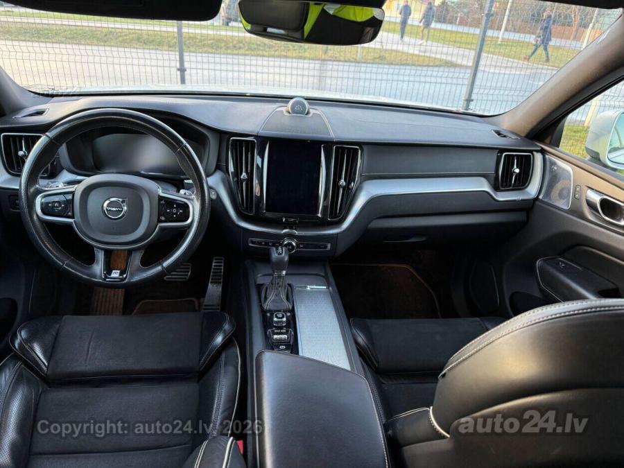 Balts Volvo XC60 2017 Tallina, ar dzinēja tilpumu 2.00 L un nobraukumu 235 tūkst. km par 23399 €, foto 9 vietnē AUTOMOTO.COM.LV