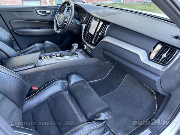 Balts Volvo XC60 2018 Tallina, ar dzinēja tilpumu 2.00 L un nobraukumu 167 tūkst. km par 25900 €, foto 6 vietnē AUTOMOTO.COM.LV