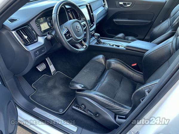 Balts Volvo XC60 2018 Tallina, ar dzinēja tilpumu 2.00 L un nobraukumu 167 tūkst. km par 25900 €, foto 7 vietnē AUTOMOTO.COM.LV