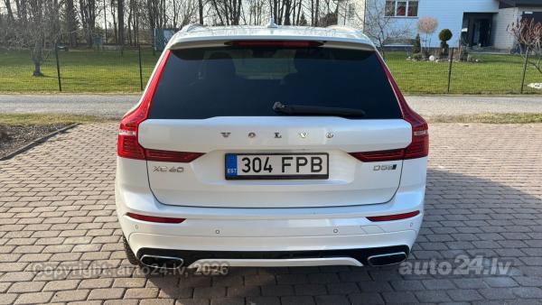 White Volvo XC60 2018 in Tartu, with an engine capacity of 2.00 L and mileage of 160 thousand km for 23700 €, photo 5 on AUTOMOTO.COM.LV